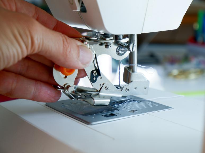 Ruffler Foot Instruction Manual | MadamSew