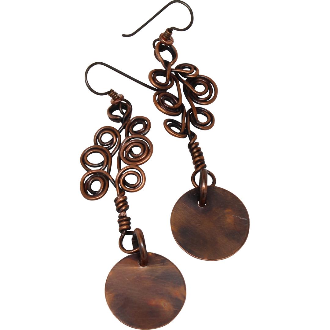 Exploring the Benefits of Copper Jewelry