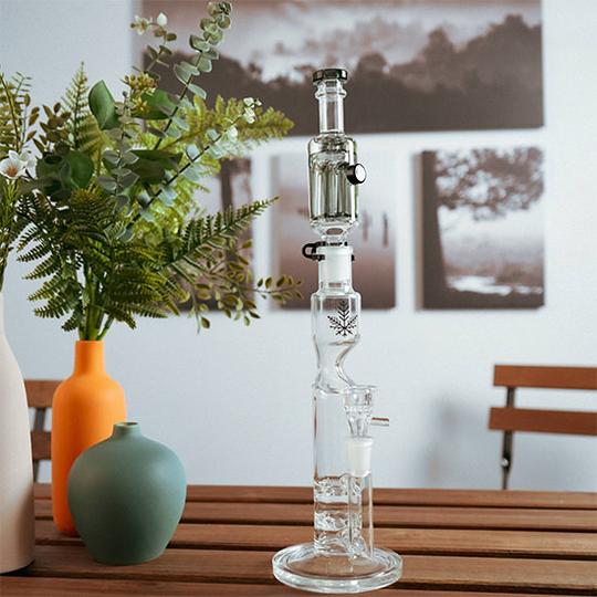 Tornado Bong – The Freeze Pipe